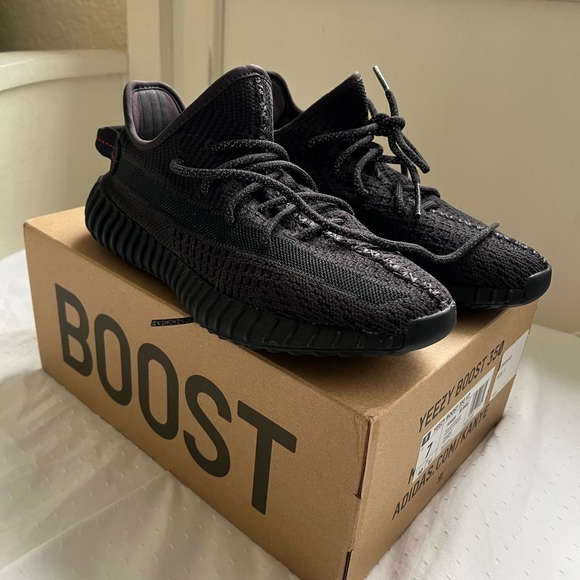 adidas | Shoes | Adidas Yeezy Boost 35 V2 Black Non Reflective | Poshmark